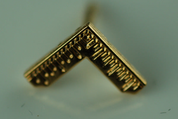 D9951 Lapel Pin Master's Square Gold - Dean Masonic Supply / Blue Lodge ...